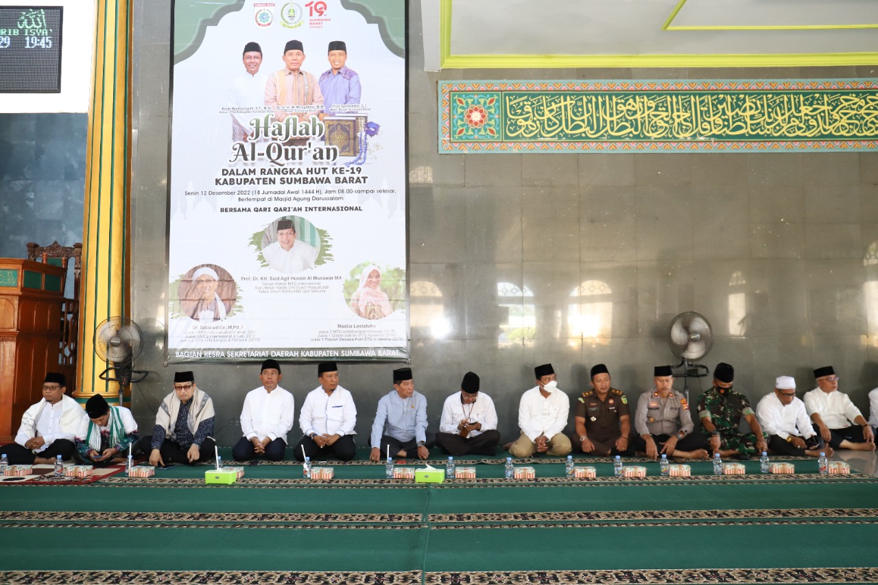 PELAKSANAAN HAFLAH AL-QURAN, BUPATI BERPESAN AGAR INI MENJADI TRADISI ...